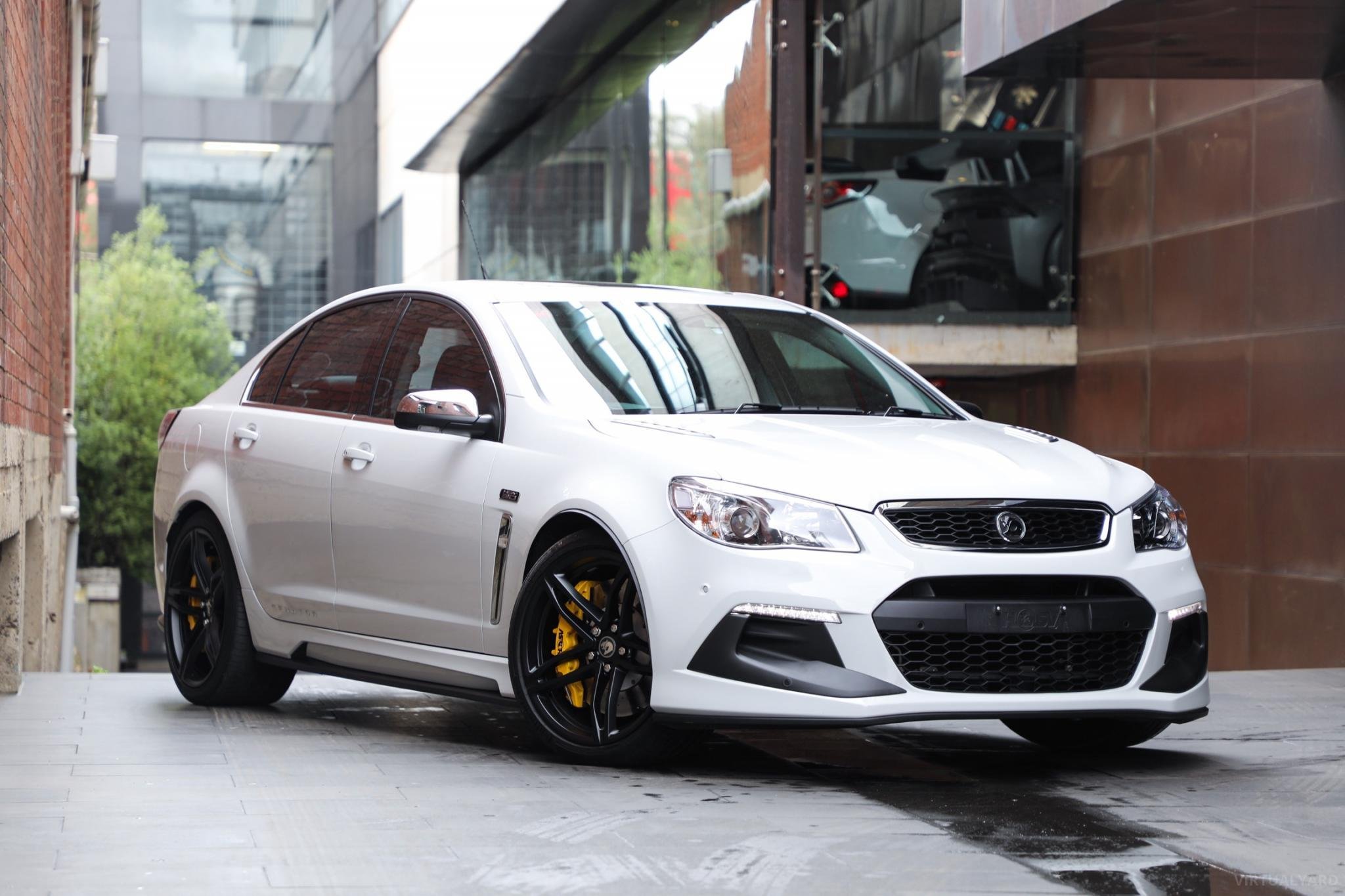 2017 Holden Special Vehicles Senator GEN-F2 Signature Sedan 4dr Spts ...
