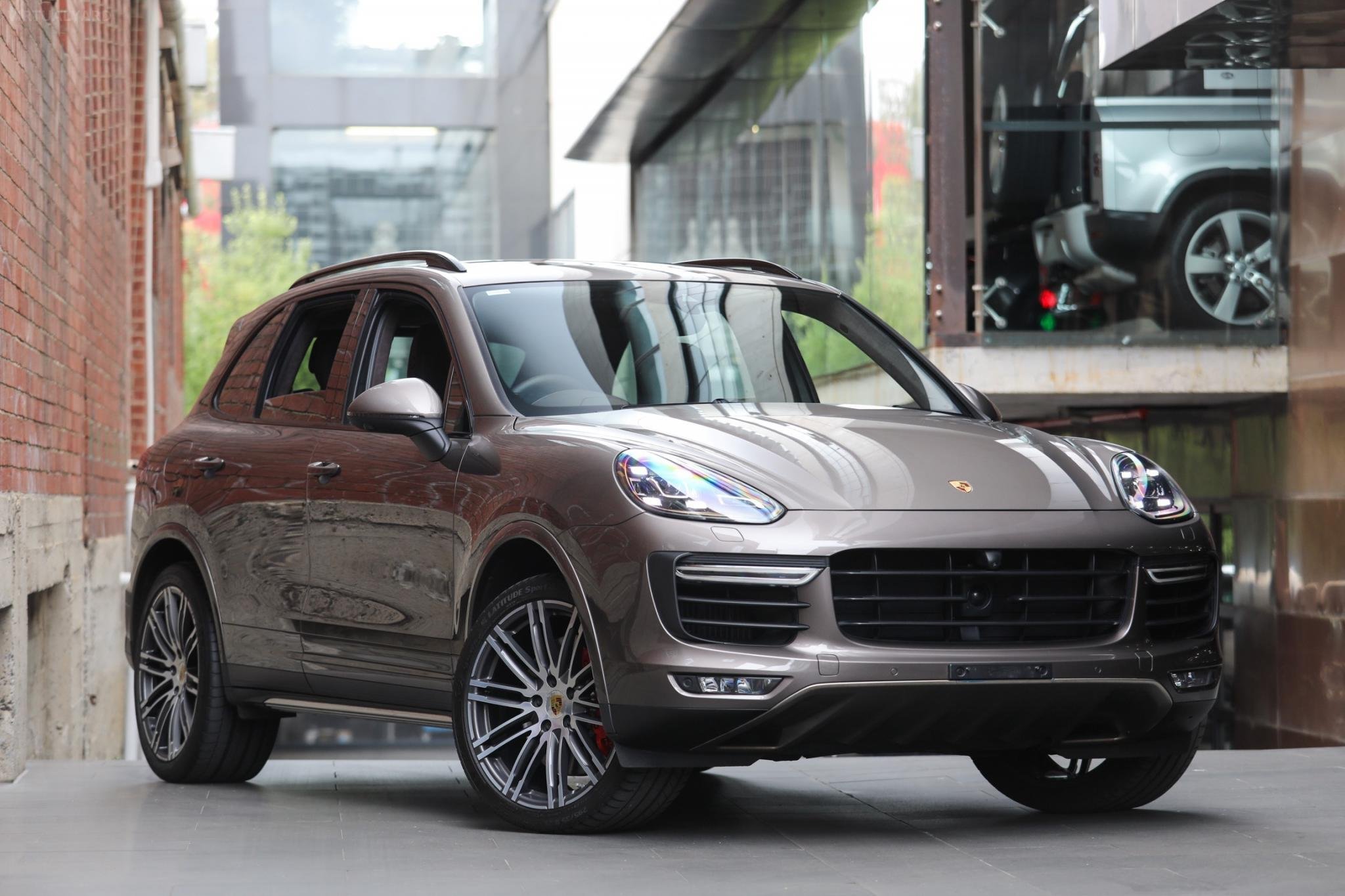 2016 Porsche Cayenne 92A Turbo Wagon 5dr Tiptronic 8sp 4x4 4.8TT [MY16]