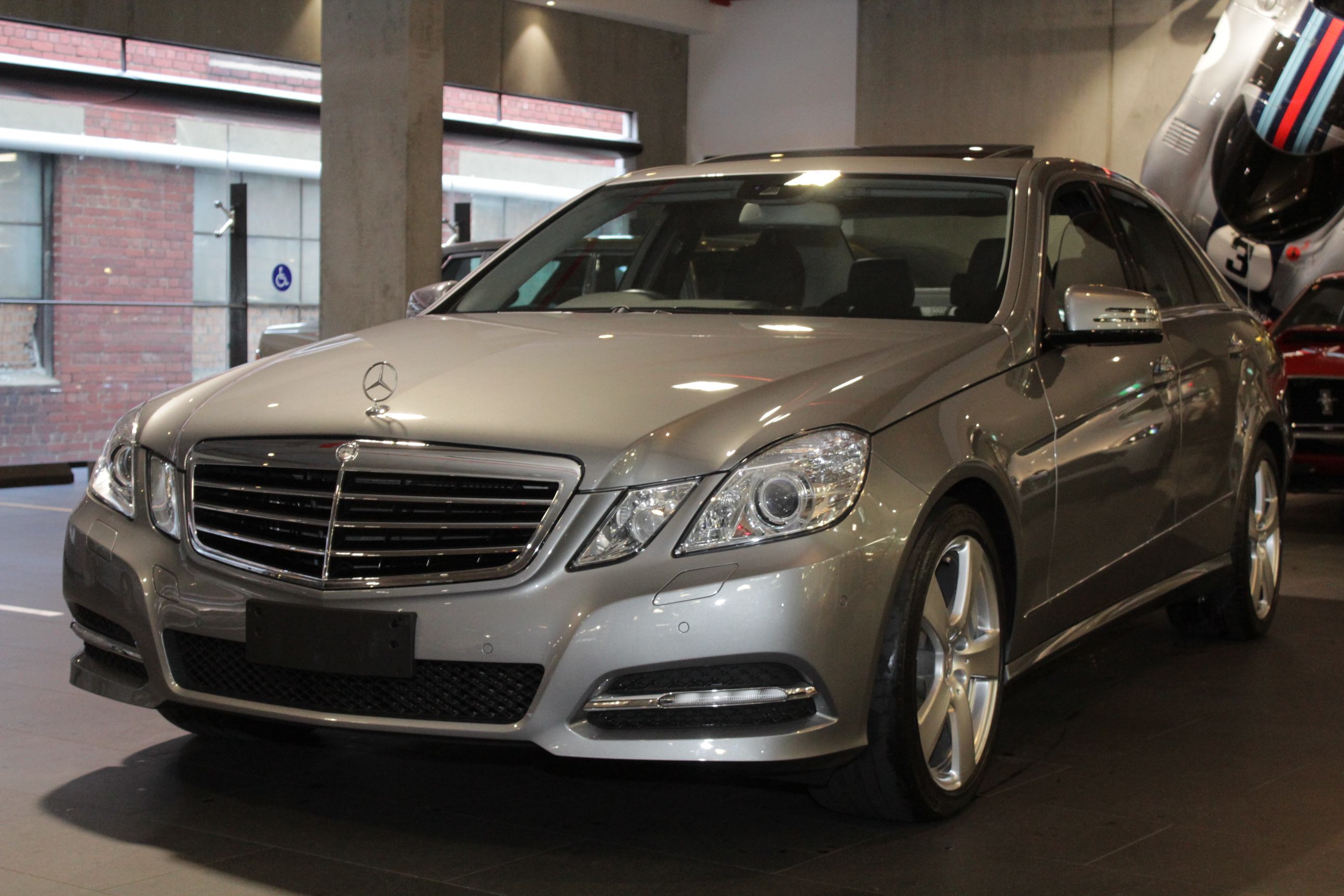 2012 Mercedes-Benz E250 W212 BlueEFFICIENCY Avantgarde Sedan 4dr 7G ...