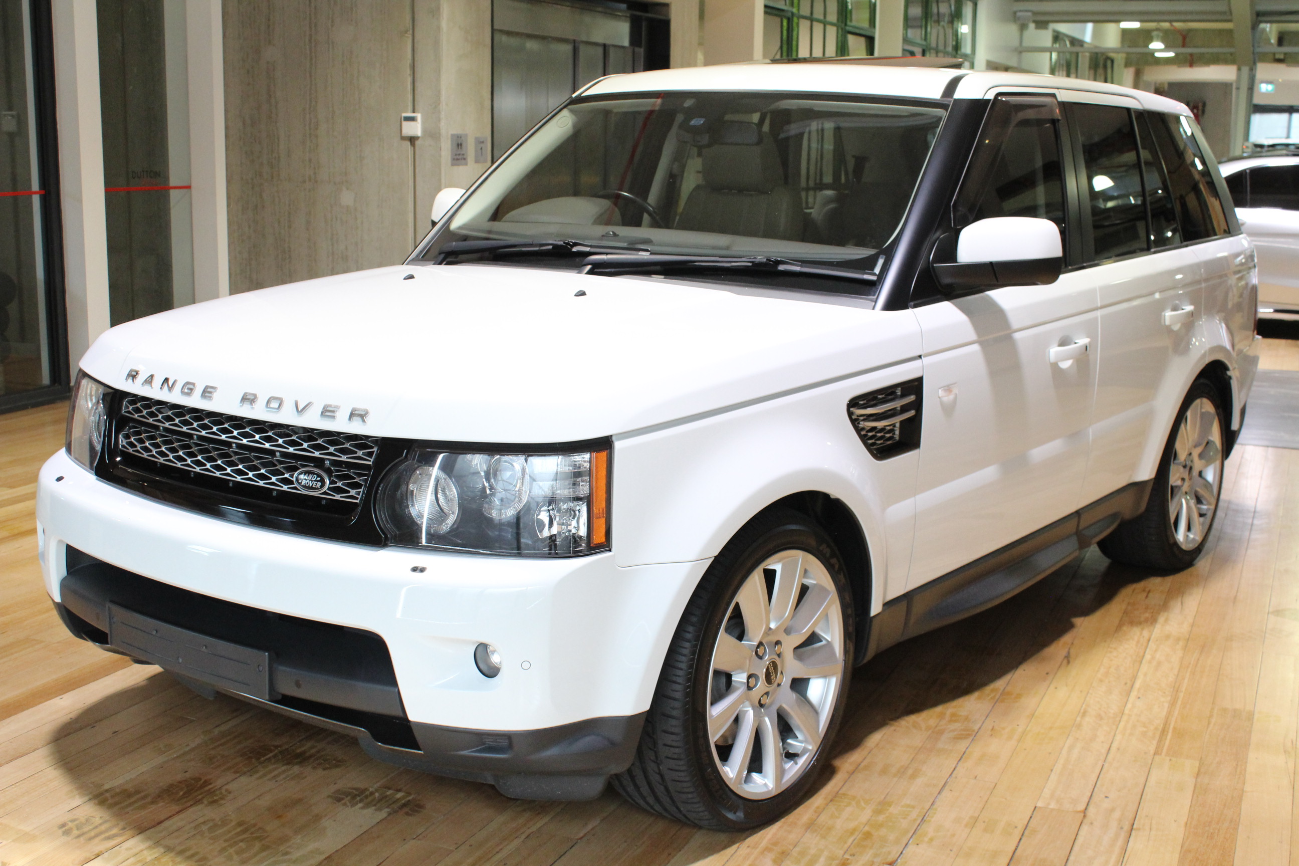 2012 Land Rover Range Rover Sport L320 SDV6 Luxury