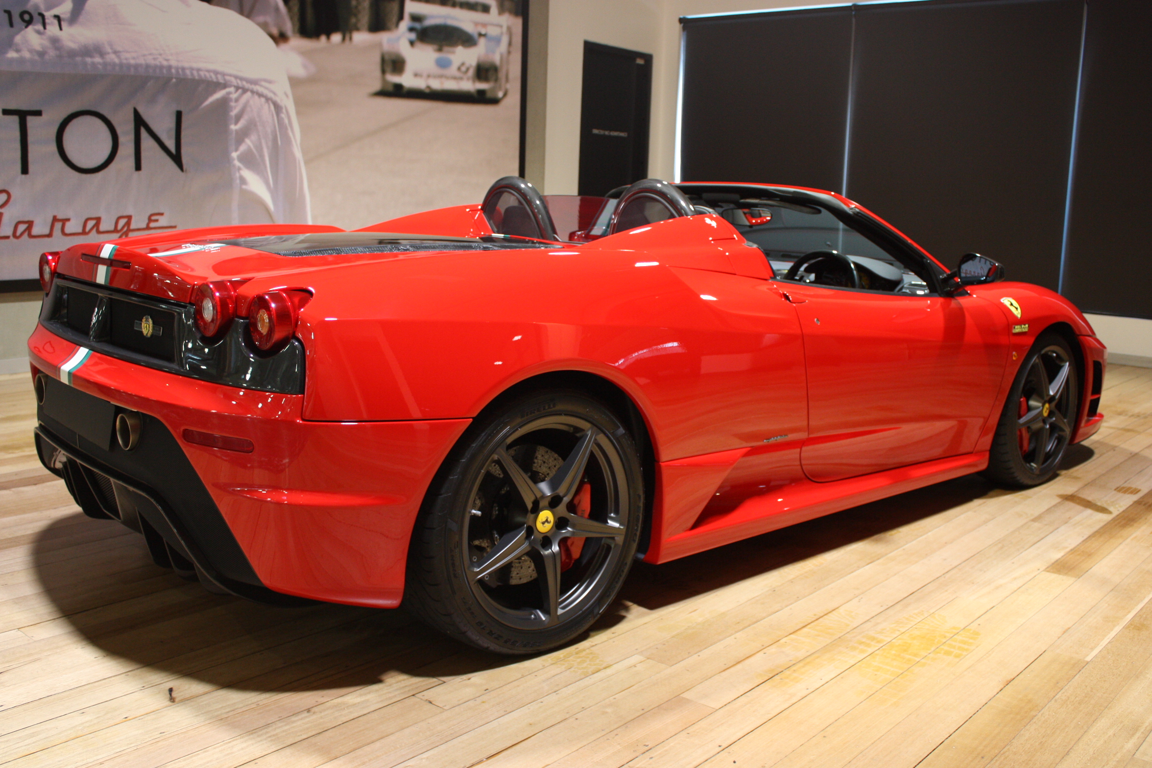 2009 Ferrari F430 16M
