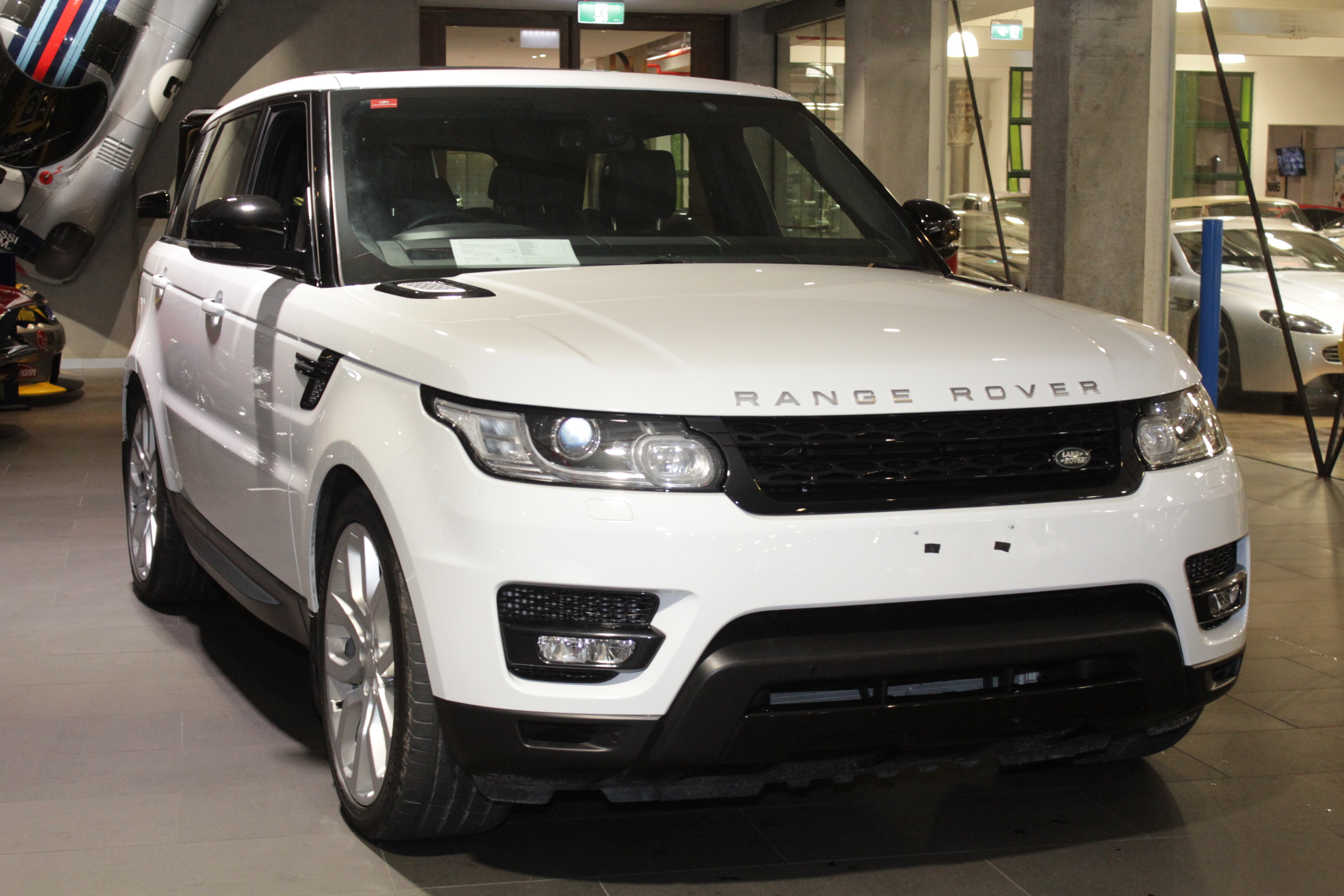 2014 Land Rover Range Rover Sport L494 SDV8 HSE Dynamic Wagon 5dr ...