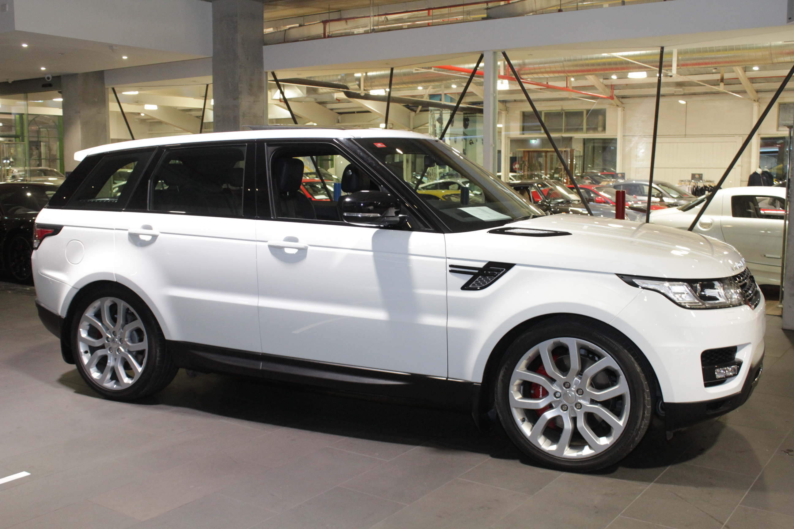 2014 Land Rover Range Rover Sport L494 SDV8 HSE Dynamic Wagon 5dr ...