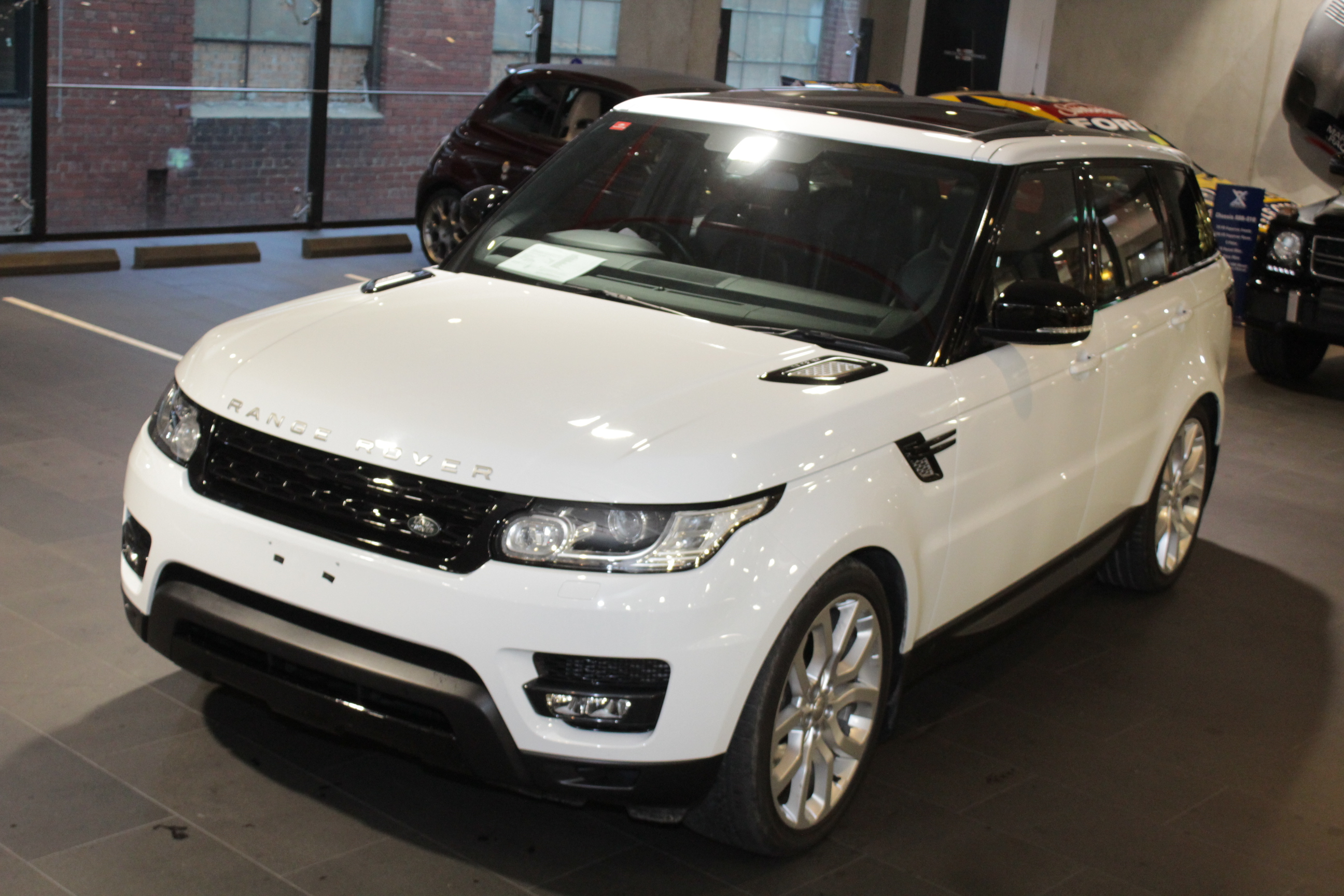 2014 Land Rover Range Rover Sport L494 SDV8 HSE Dynamic Wagon 5dr ...