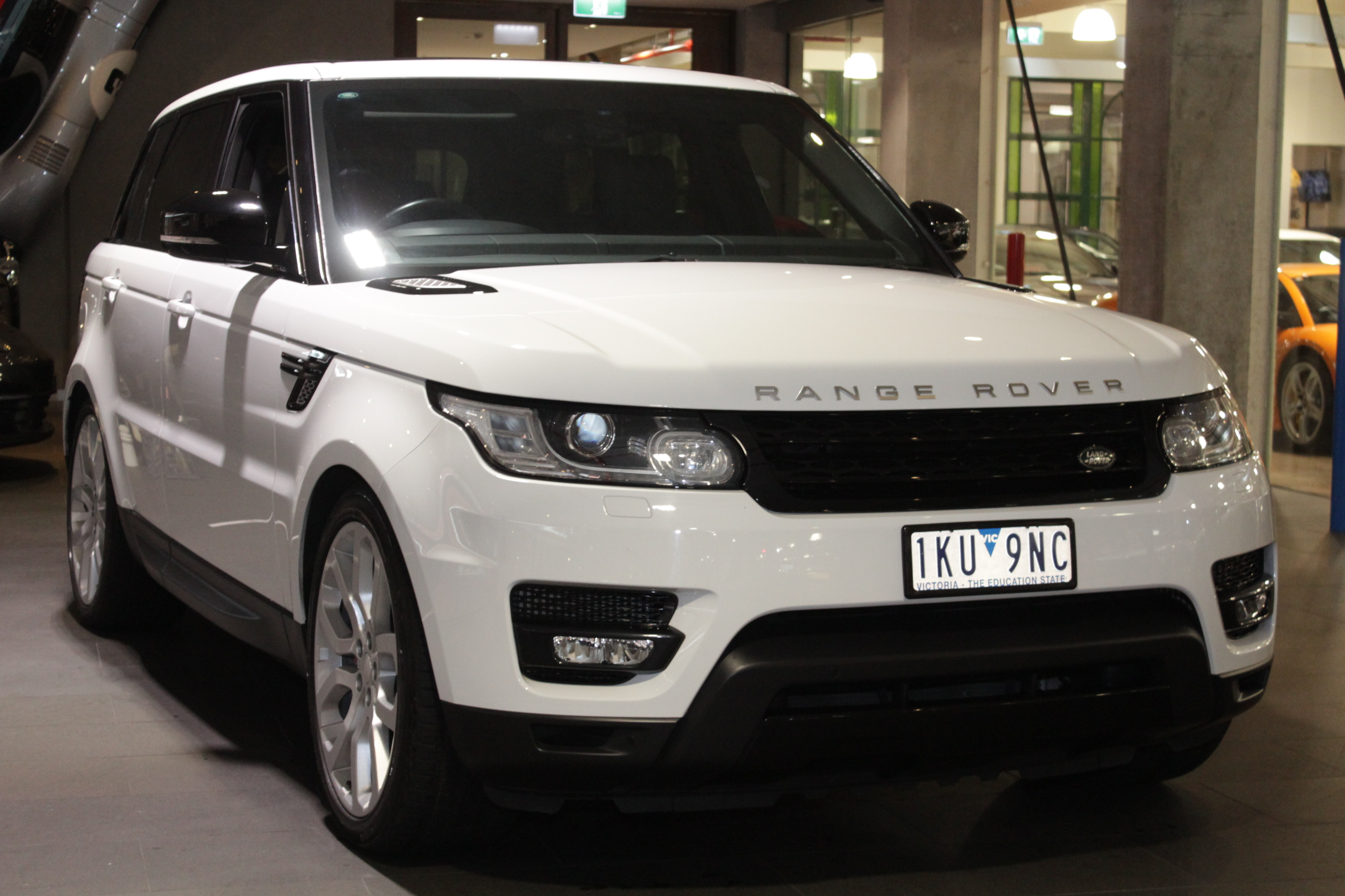 2014 Land Rover Range Rover Sport L494 SDV8 HSE Wagon 5dr CommandShift ...