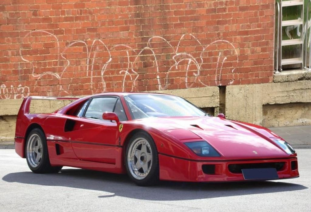 1992 Ferrari F40 CAT ADJUST LHD (CAR IN UK)